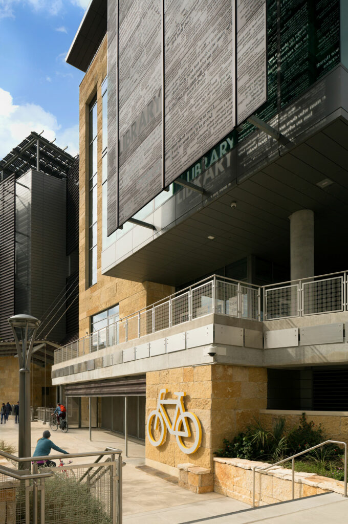 Austin Central Library - fd2s